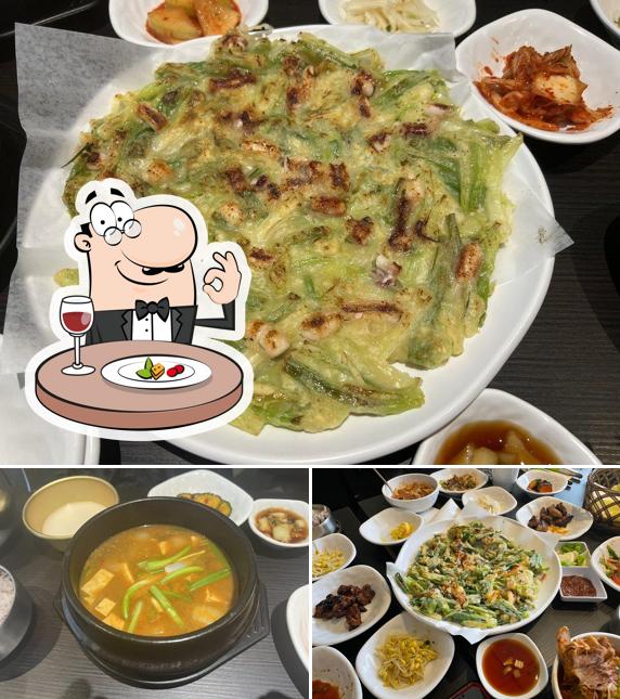 Damda, Toronto, Christie - Restaurant menu, prices and reviews