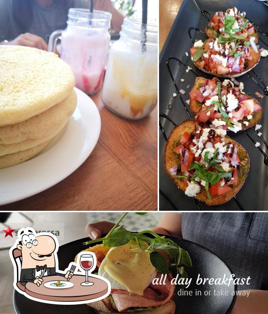 Stellarossa Arana Hills, Arana Hills - Restaurant menu, prices and reviews