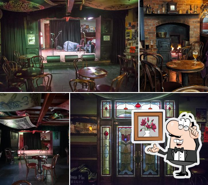 Top 5 pubs & bars in Llangollen, december 2025 - Restaurant Guru
