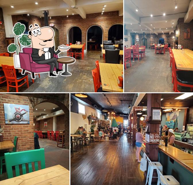 When Pigs Fly BBQ, Monroe - Restaurant menu, prices and reviews