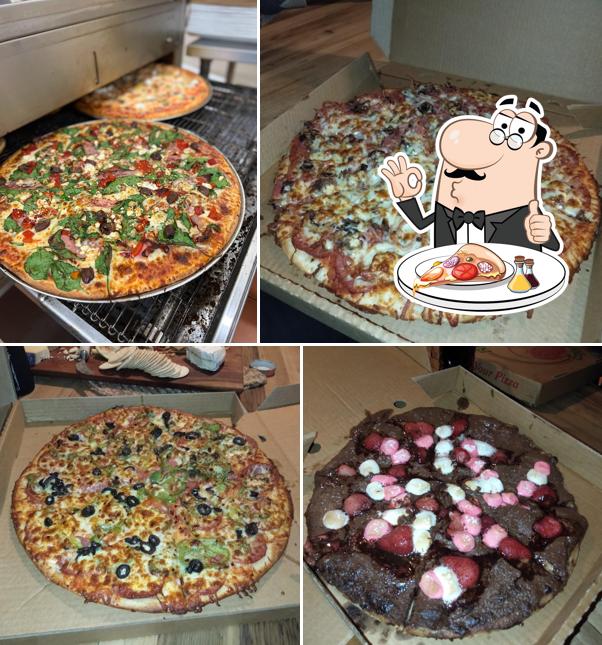 Curlys Pizza, Hamilton - Restaurant menu, prices and reviews