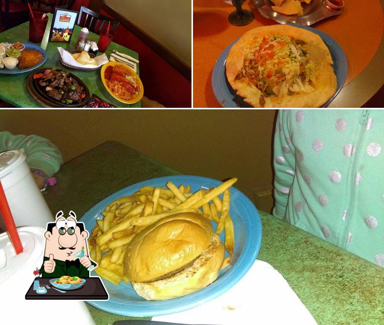 Los Cuates, Albuquerque - Restaurant menu, prices and reviews