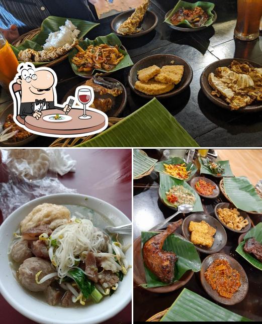 Waroeng Spesial Sambal "SS" Bawean, Bandung - Restaurant menu, prices ...
