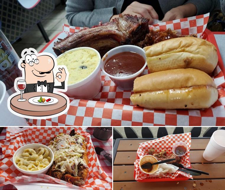 Salty's BBQ, Bakersfield - Restaurant menu, prices and reviews