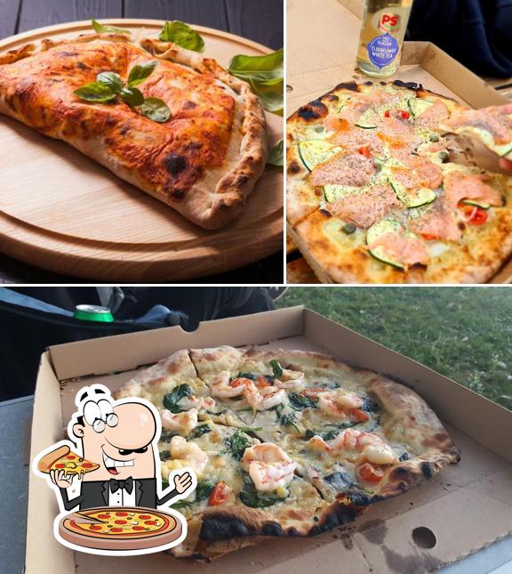 Straddie Wood fired Pizza - Cylinder Beach -, Point Lookout ...