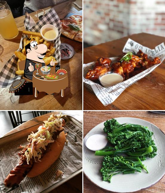 The Loose Moose, Broadbeach - Restaurant menu, prices and reviews