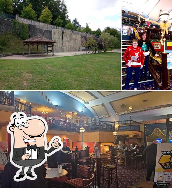 The York Palace - JD Wetherspoon, Llanelli - Restaurant menu, prices ...