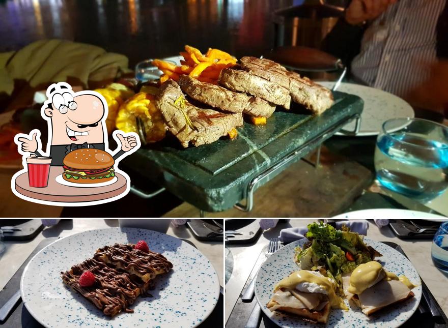 Crimson Bar & Grill, Cairo - Restaurant menu, prices and reviews