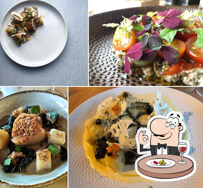 MOON, Bergen - Restaurant menu, prices and reviews