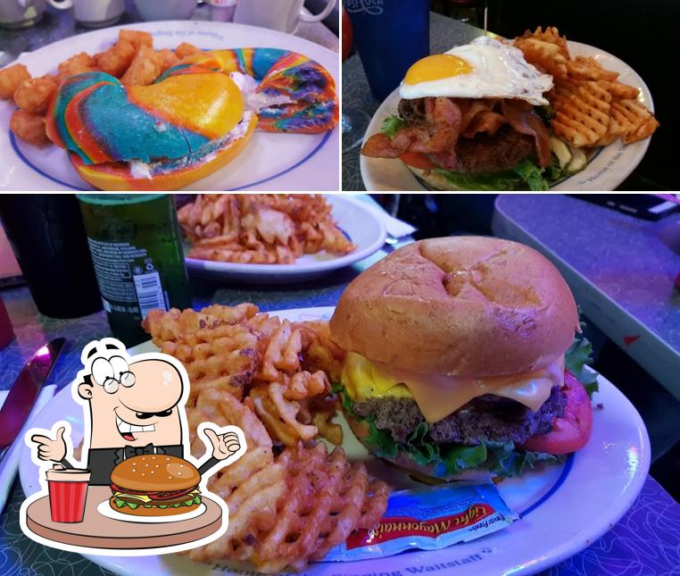 Ellen's Stardust Diner, West New York - Restaurant menu, prices and reviews