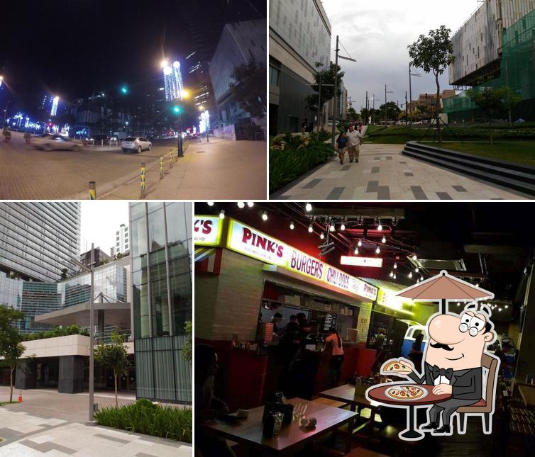 Pink's Hot Dogs BGC, Taguig - Restaurant menu, prices and reviews