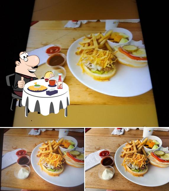 Microsoft One Esterra Food Hall, Redmond - Restaurant menu, prices and ...