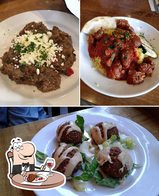 Troy, Martinez - Restaurant menu, prices and reviews
