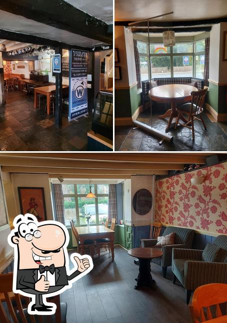 The Volunteer Inn, Shepton Beauchamp - Restaurant menu, prices and reviews