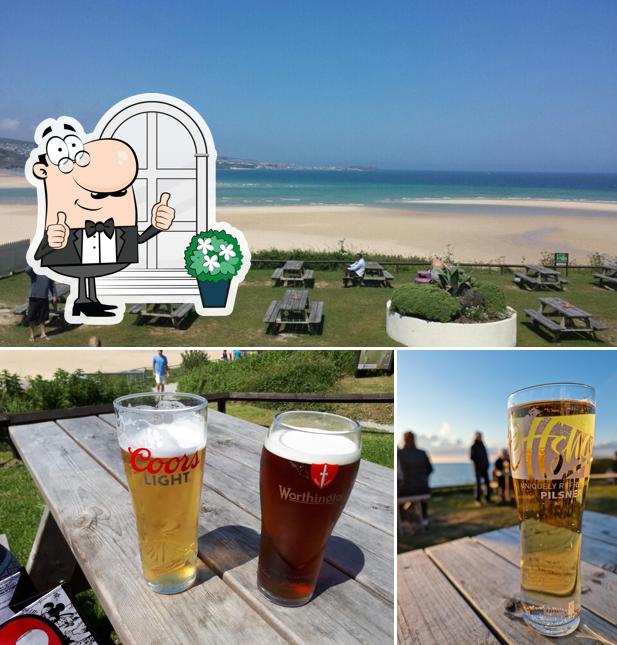 The Bluff Inn, Hayle - Restaurant menu, prices and reviews
