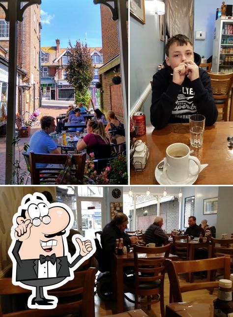 Courtyard Coffee Shop, Uckfield - Restaurant menu, prices and reviews