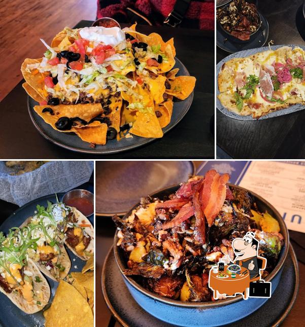 R Social On Main, Rogers - Restaurant menu, prices and reviews