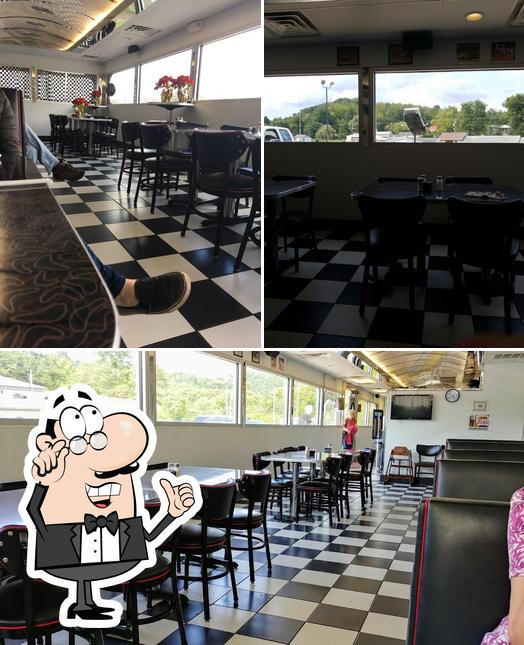 Tyler Speedway Diner, Middlebourne - Restaurant menu, prices and reviews