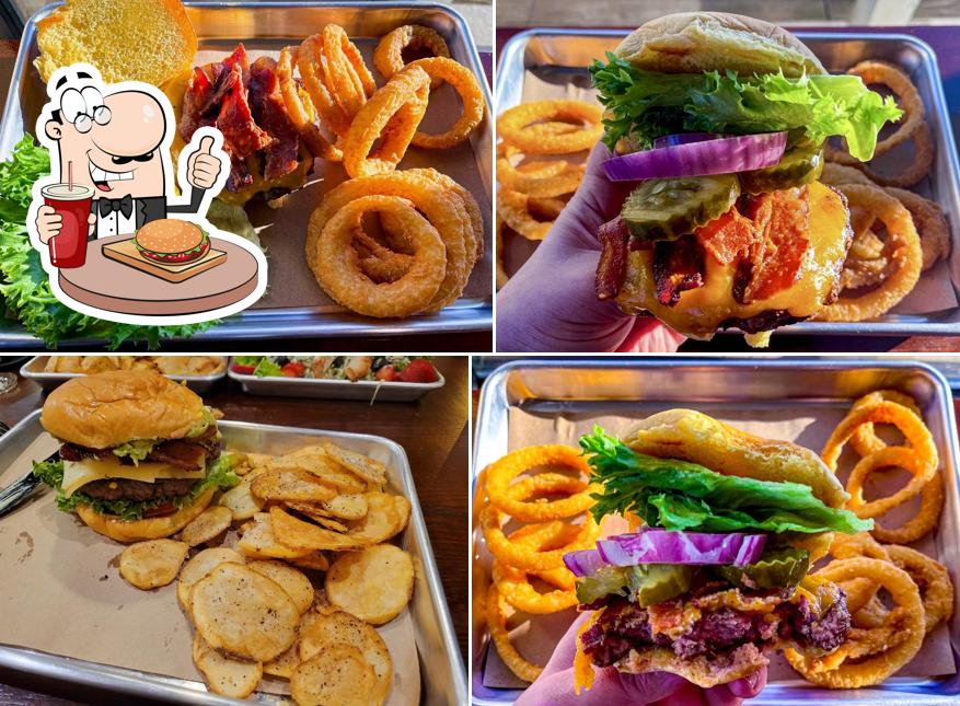 Top 4 restaurants with lobster rolls in Portland, Connecticut, october 2025 - Restaurant Guru