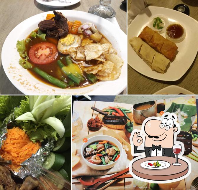 Top 10 restaurants with fried rice in East Jakarta, september 2025 ...