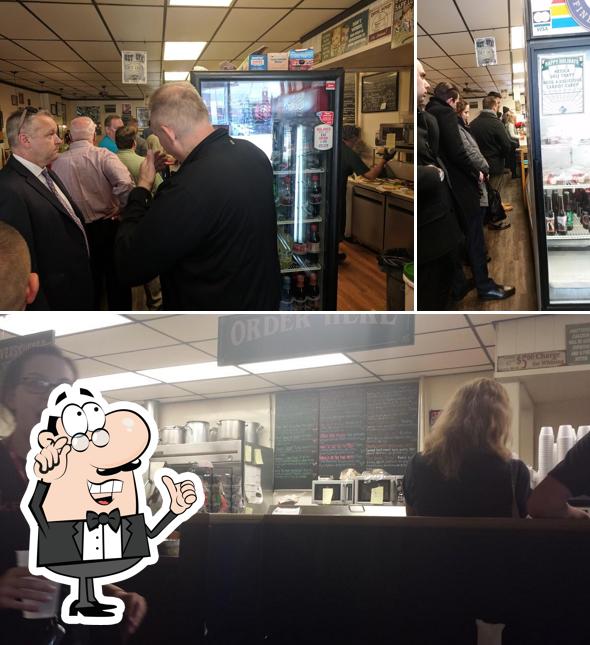 Diamond Deli, Akron - Restaurant menu, prices and reviews