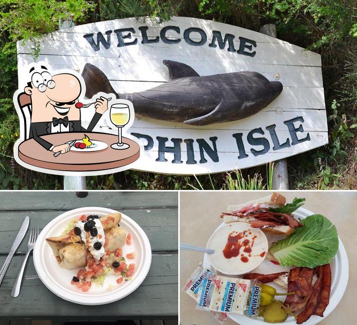 Dolphin Isle Deli, Fort Bragg - Restaurant menu, prices and reviews