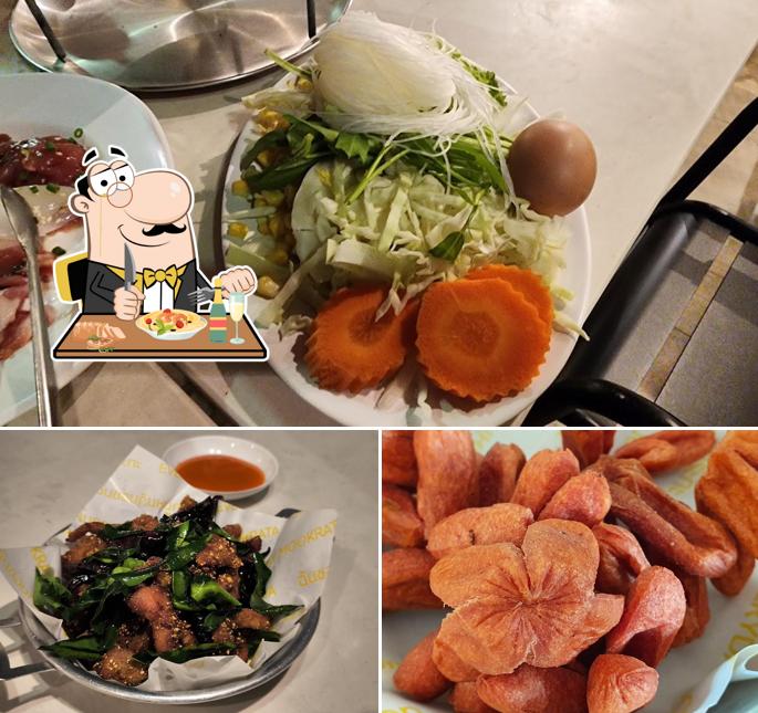 Everyday Mookrata Riverside, Bangkok - Restaurant menu, prices and reviews