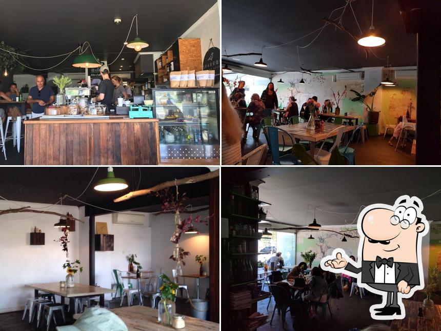 ELK Espresso, Broadbeach - Restaurant menu, prices and reviews