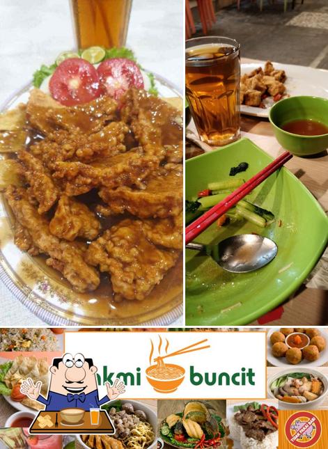 Bakmi Buncit Cab Bintaro, South Tangerang - Restaurant menu, prices and ...