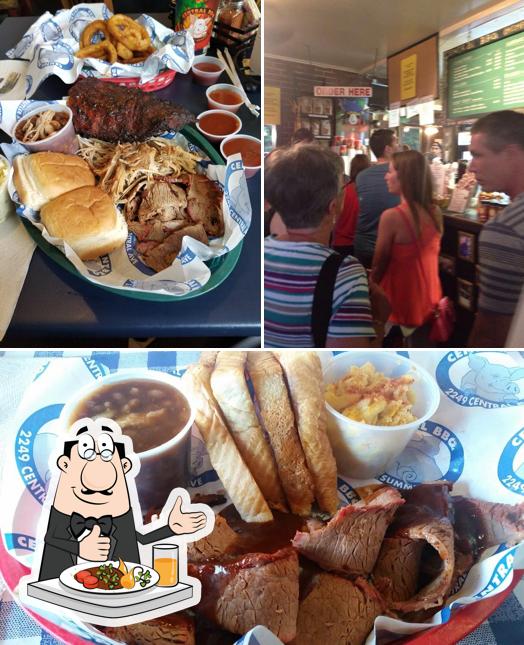 Central BBQ - Midtown, Memphis - Restaurant menu, prices and reviews