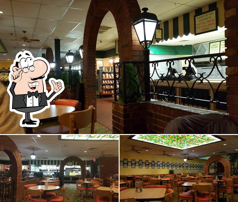 Marion's Piazza, Dayton - Restaurant menu, prices and reviews