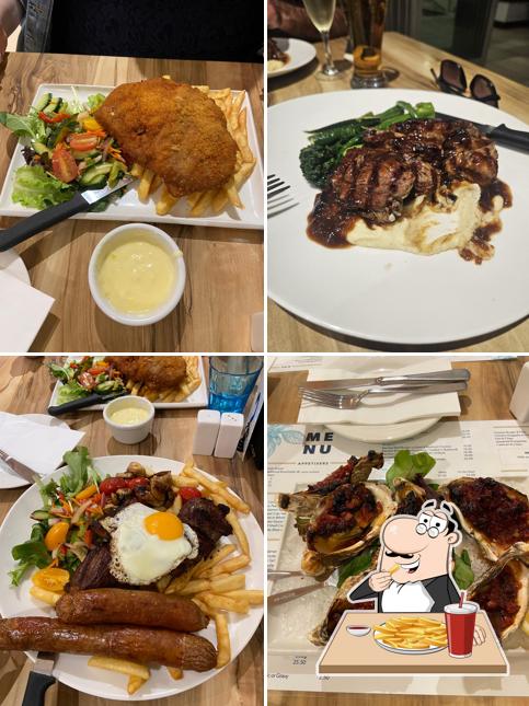 Bayview Bar & Bistro, South Townsville - Restaurant menu, prices and ...