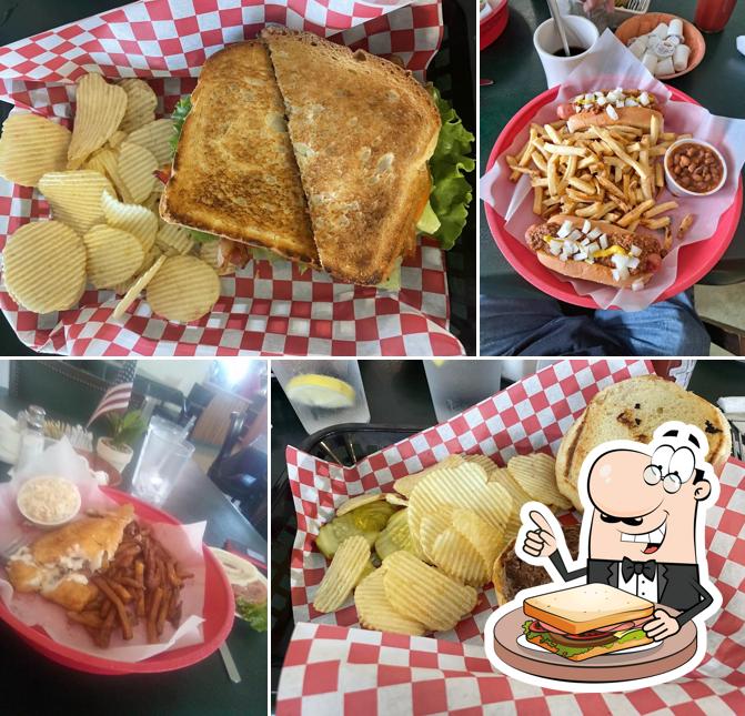 Apple Lodge Café, Chazy - Restaurant menu, prices and reviews