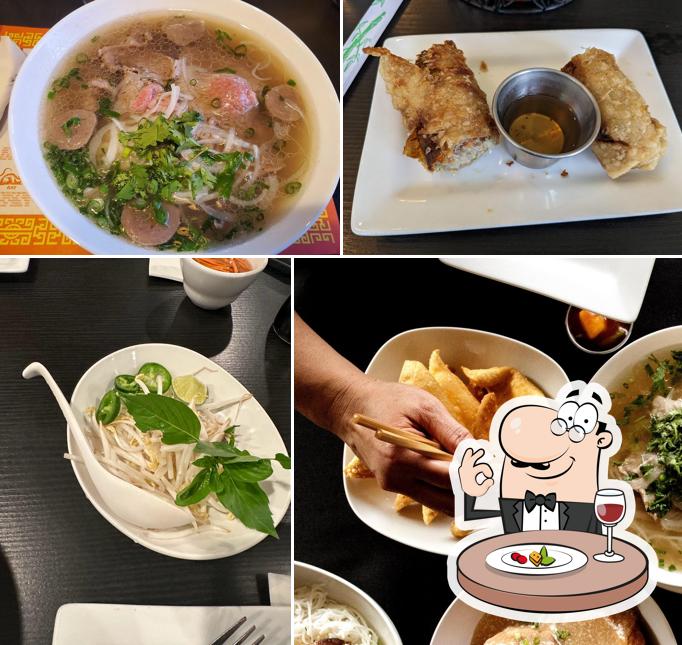 Que Viet Village House, Minneapolis - Restaurant menu, prices and reviews