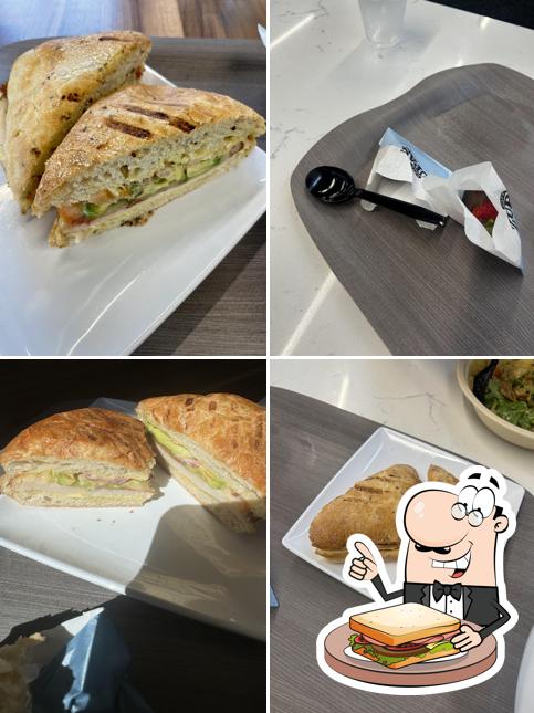 Café Zupas, Surprise - Restaurant menu, prices and reviews