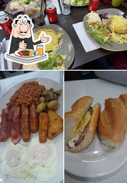 Junction Café & bistro, Watford - Restaurant menu, prices and reviews