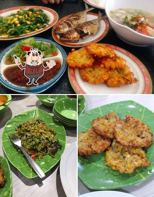 Restoran Ikan Tude Manado, Central Jakarta - Restaurant menu, prices ...