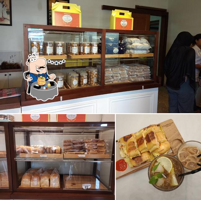 Khoe Pek Goan Bakery, Garut - Restaurant menu, prices and reviews