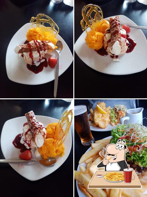 Waterloo Hotel, Dunedin - Restaurant menu, prices and reviews