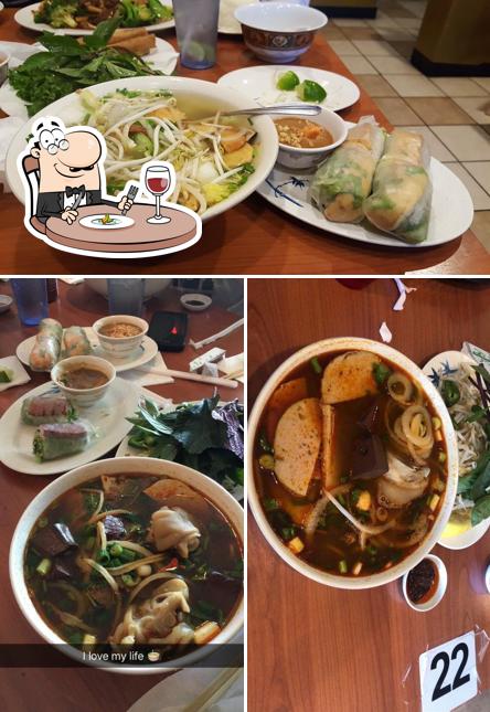 Pho Island Restaurant, Ontario - Restaurant menu, prices and reviews