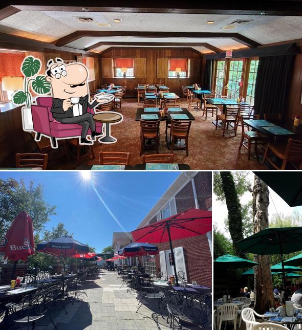 Hackney's on Harms, Glenview - Restaurant menu, prices and reviews