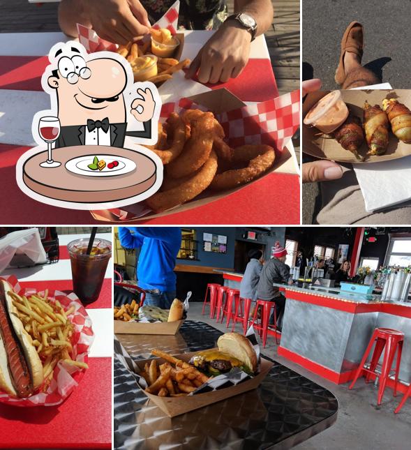 Wonder Bar, Asbury Park - Restaurant menu, prices and reviews