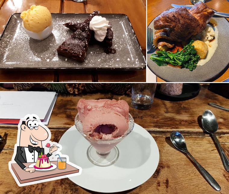 Half Moon, Windlesham - Restaurant menu, prices and reviews