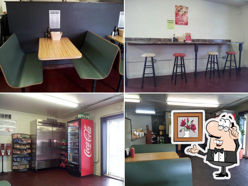 Top 3 restaurants with italian sandwich in Roanoke, Indiana, october ...