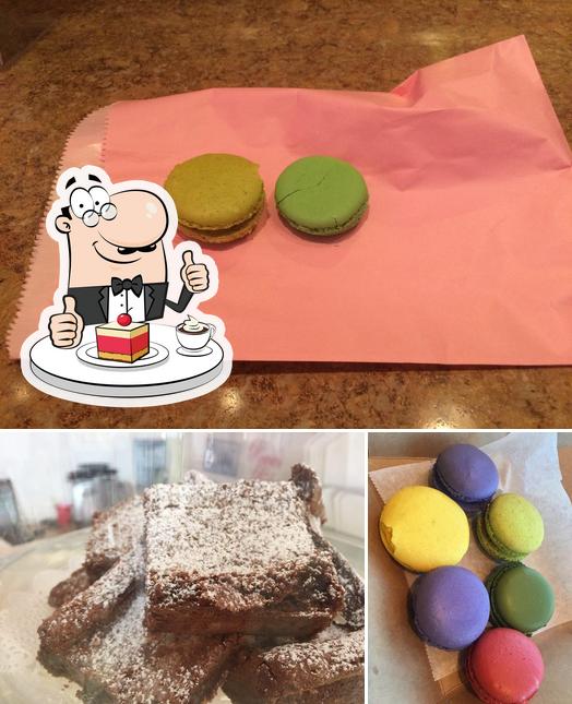 Rowie's Bakery, Chicago - Restaurant menu, prices and reviews
