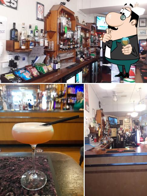 Ionic Bar, Elgin - Restaurant menu, prices and reviews