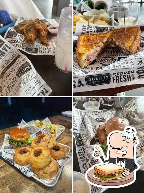 Bush League Bar and Grill, Hudson Oaks - Restaurant menu, prices and ...