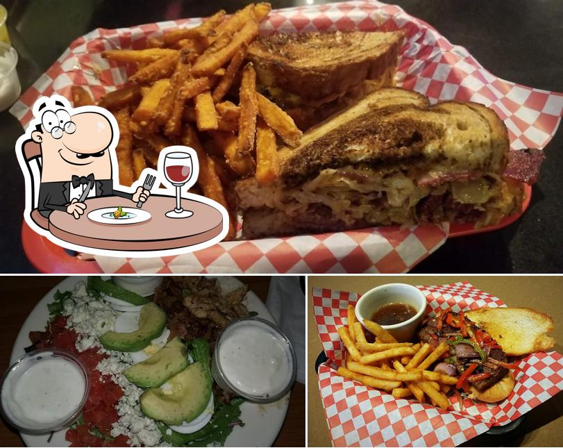 Fuzzys Sports Grill, Surprise - Restaurant menu, prices and reviews