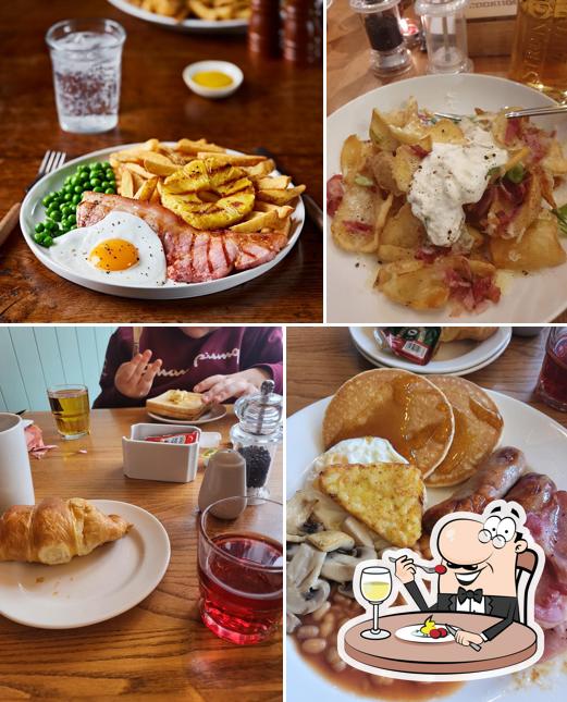 Lockyers Quay Cookhouse + Pub, Plymouth - Restaurant menu, prices and ...