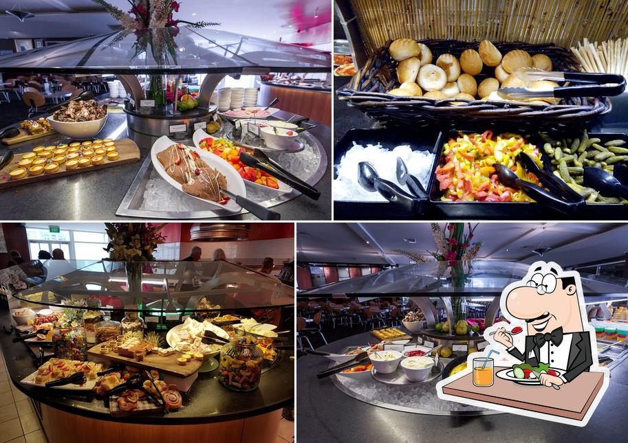 Watermark Glenelg, Glenelg North - Restaurant menu, prices and reviews